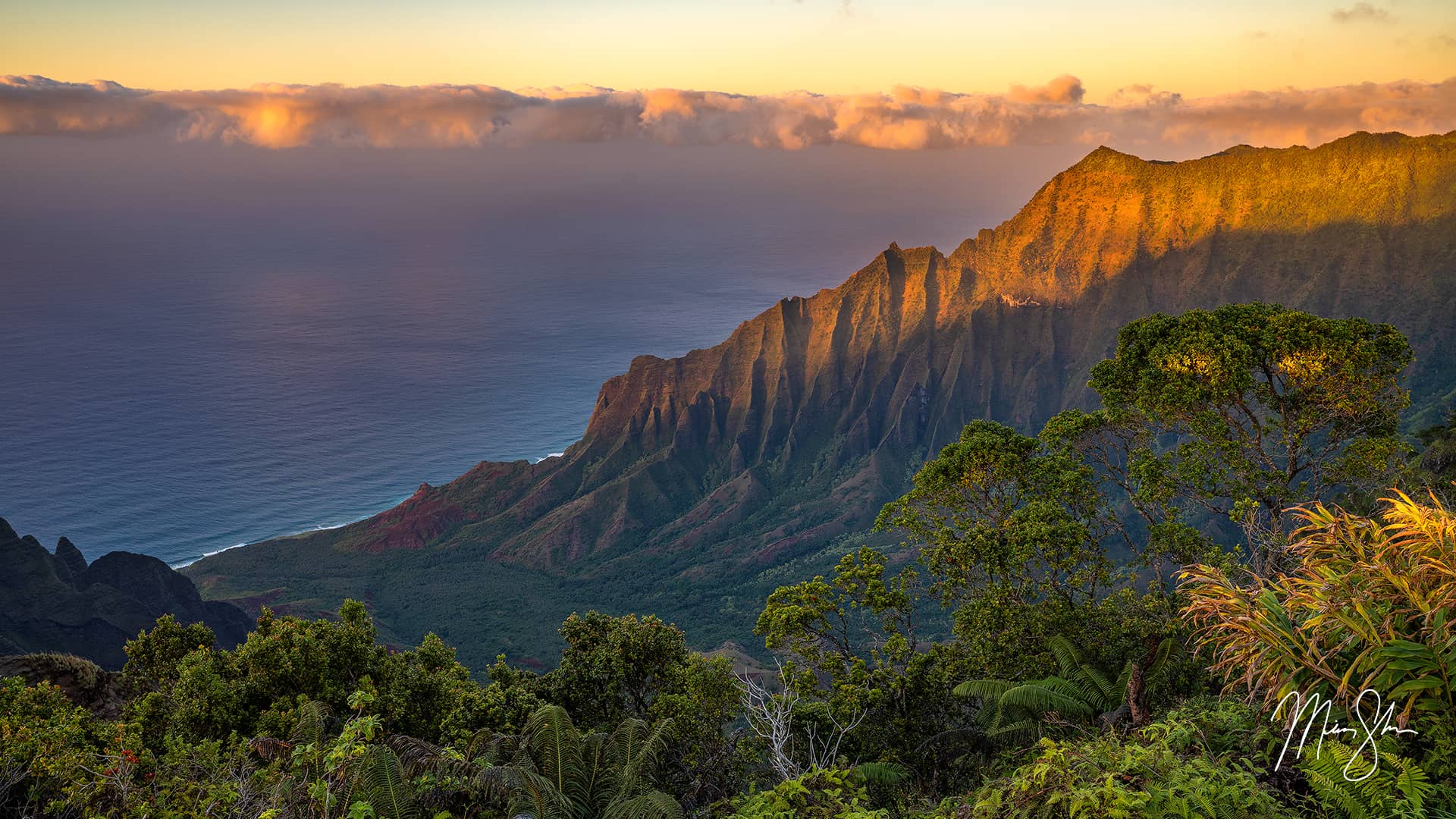 Dramatic Kalalau Valley | Kalalau Lookout, Kauai, Hawaii | Mickey ...