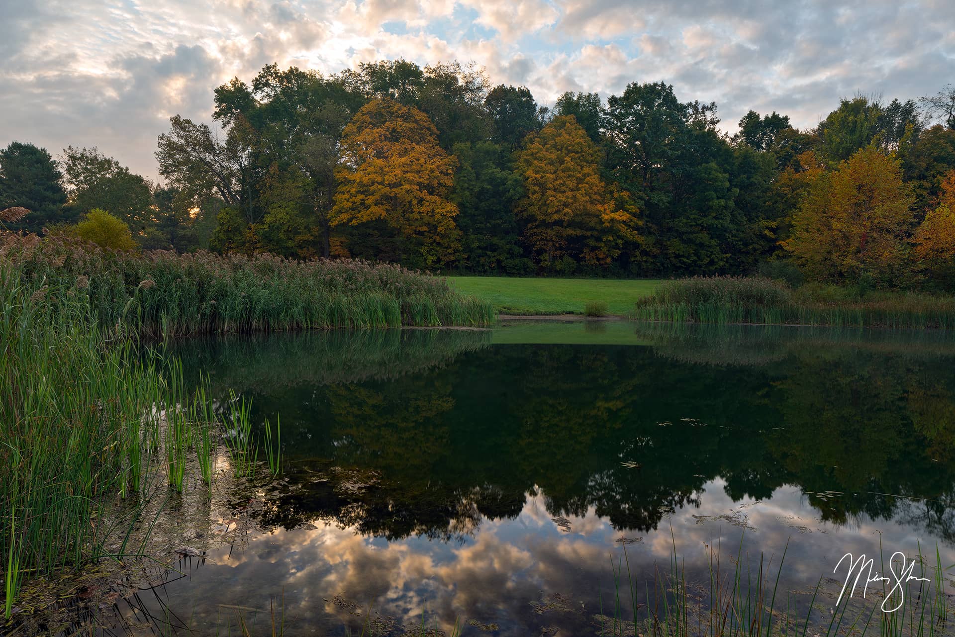 Indigo Lake Sunrise | Indigo Lake, Cuyahoga Falls National Park, Ohio ...