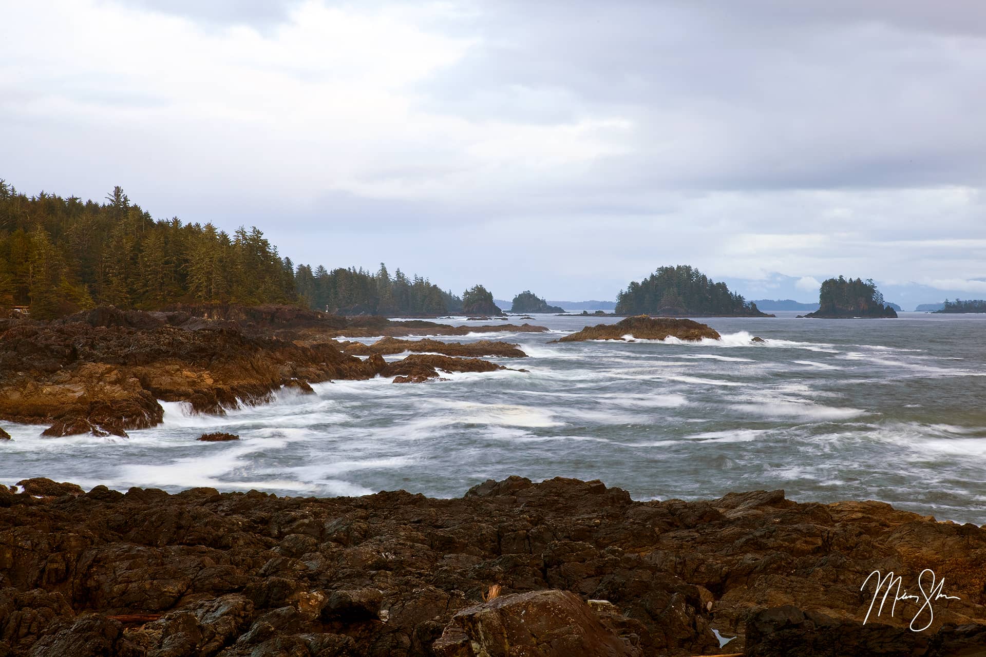 Pacific Rim Coastline | Ucluelet Lighthouse, Ucluelet, Vancouver Island ...
