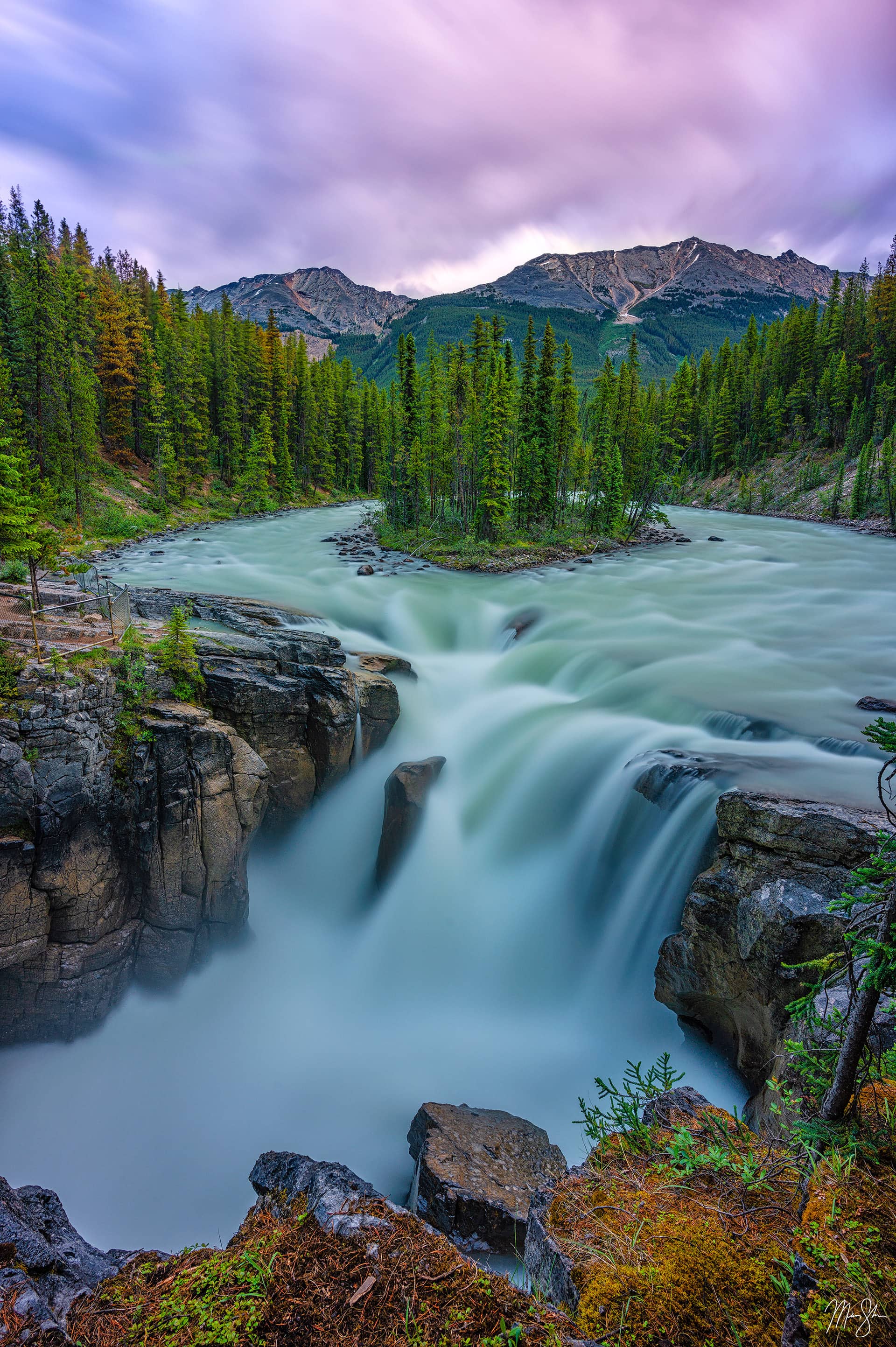 Smooth Sunwapta Falls | Sunwapta Falls, Jasper National Park, Alberta ...