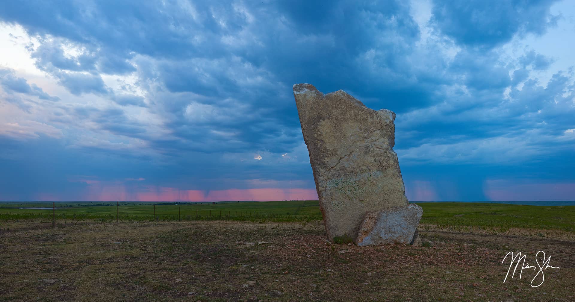 Stormy Teter Rock Sunset | Teter Rock, Flint Hills near Cassoday ...