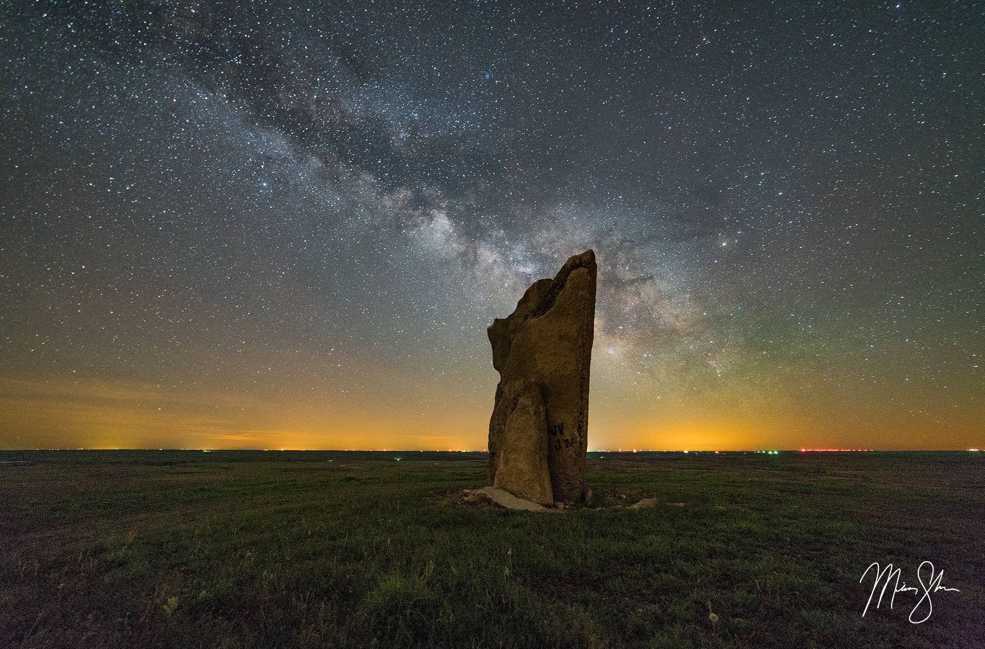 Teter Rock Milky Way | Teter Rock, Cassoday, Kansas | Mickey Shannon ...